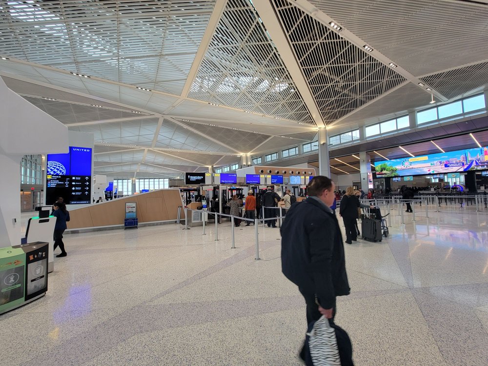 NEWARK NEW TERMINAL A - 111 Photos & 35 Reviews - 3 Brewster Rd, Newark ...