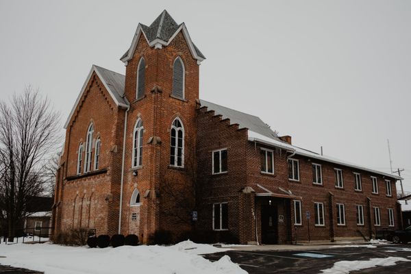 MEEKERS VENUE - Updated August 2025 - 16 Photos - 385 E William St ...