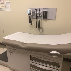 OAK STREET HEALTH - Updated October 2025 - 29 Reviews - 183 W Apache ...