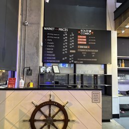 CAP’T LOUI SEAFOOD BOIL - DECATUR - Updated December 2025 - 314 Photos ...