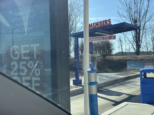 SHINY SHELL CARWASH - MT. AIRY - Updated April 2025 - 19 Photos - 402 E ...