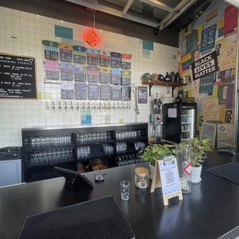 TOPA TOPA BREWING COMPANY - Updated December 2025 - 66 Photos & 68 ...