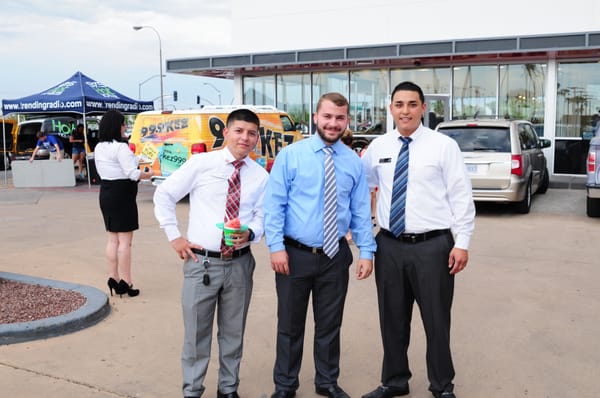 MARK KIA - Updated December 2025 - 192 Photos & 845 Reviews - 3333 N ...