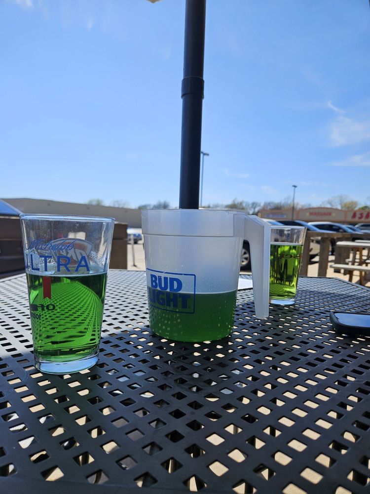 ROOSTER’S SPORTS BAR - TULSA - Updated December 2025 - 26 Photos & 24 ...