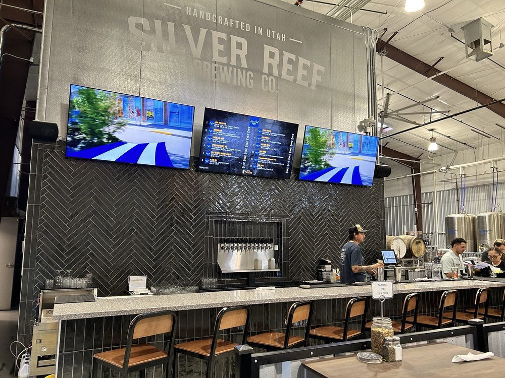 SILVER REEF BREWING CRAFT & KITCHEN - Updated December 2025 - 262 ...