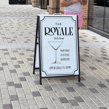 THE ROYALE ROOM - Updated December 2025 - 15 Photos - 506 San Jacinto ...