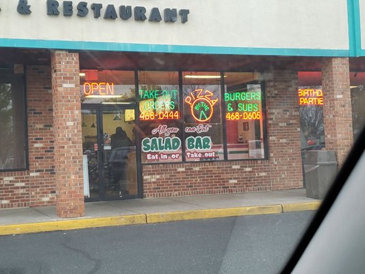 SANTINI’S II PIZZERIA & RESTAURANT - Sewell, NJ - 17 Photos & 33 ...