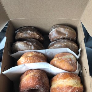 HOME RUN DONUTS - 29 Photos & 25 Reviews - 16512 National Pike ...
