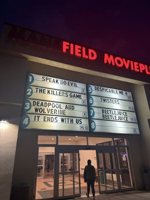 MANSFIELD MOVIEPLEX 8 - Updated December 2025 - 15 Reviews - 95 Storrs ...