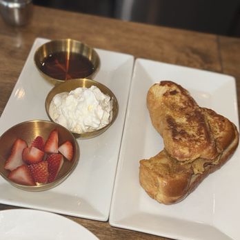 TOAST CAFE - Updated October 2025 - 222 Photos - 102 Reviews - 500 S ...