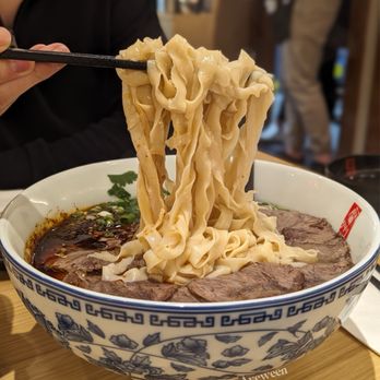 GOL’S LANZHOU NOODLE - Updated November 2024 - 145 Photos & 37 Reviews ...