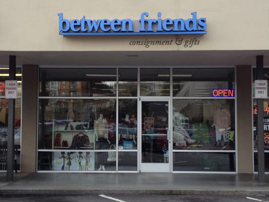 BETWEEN FRIENDS CONSIGNMENT & GIFTS - Updated August 2025 - 45 Reviews - 1175 NW Gilman Blvd ...
