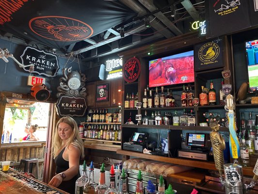 THE BAR WITH NO NAME - 143 Photos & 175 Reviews - 16 S Castillo Dr, St ...