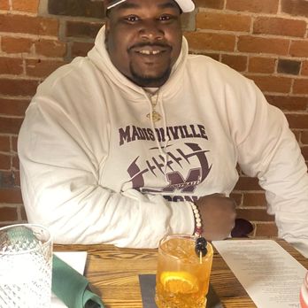 ENTWINED WINE AND COCKTAIL BAR - Updated August 2025 - 112 Photos & 58 ...