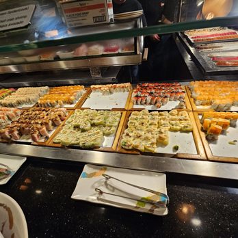 ICHIYAMI BUFFET & SUSHI - Updated September 2024 - 935 Photos & 870 ...