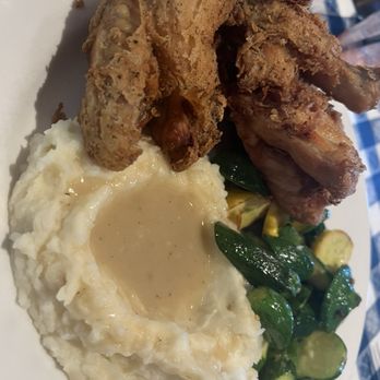 PERRY’S - NOVATO - Updated June 2025 - 189 Photos & 196 Reviews - 225 ...