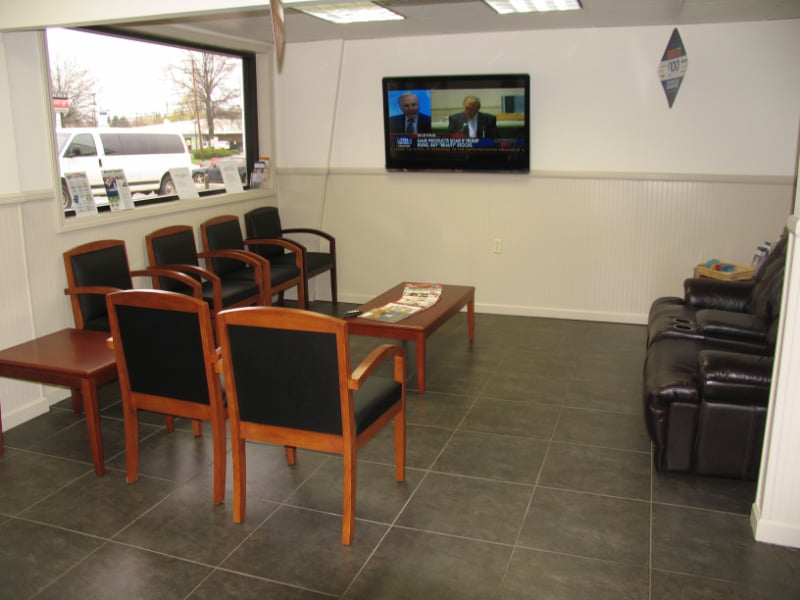 GEORGE WALL FORD - Updated December 2025 - 17 Photos & 65 Reviews - 700 ...