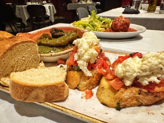 VIAGGIO RISTORANTE & LOUNGE - 374 Photos & 825 Reviews - 1027 W Madison ...