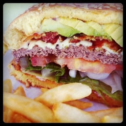 HUSKY BOY BURGERS - Updated August 2025 - 286 Photos & 409 Reviews ...