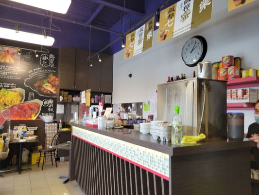 METRO SQUARE CAFE RESTAURANT - Updated May 2024 - 590 Photos & 115 ...