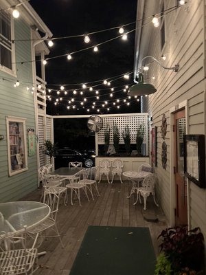 KINGSLEY TAVERN - Updated January 2026 - 140 Photos & 185 Reviews - 14 ...