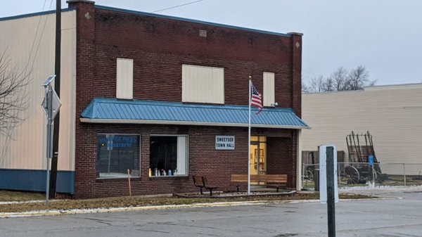 SWEETSER CAFE - Updated October 2025 - 22 Photos & 18 Reviews - 114 N ...