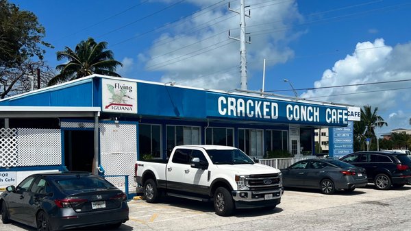 CRACKED CONCH CAFE - Updated December 2025 - 311 Photos & 422 Reviews ...