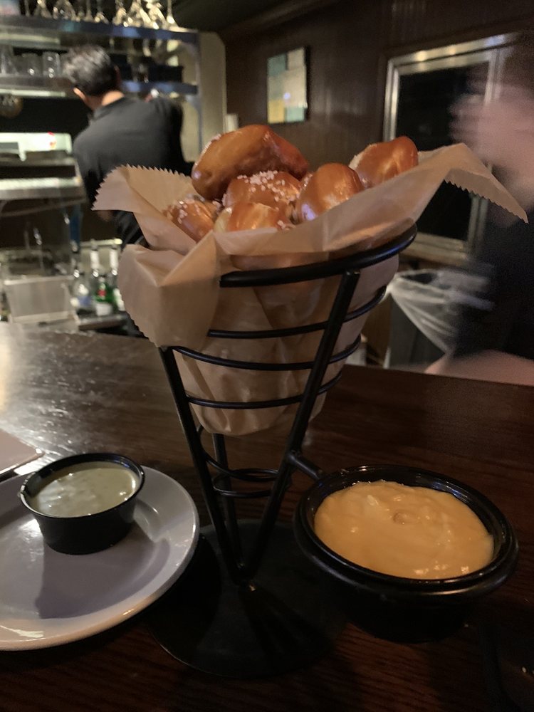 SHORES INN FOOD & SPIRITS - 115 Photos & 198 Reviews - 23410 Greater ...