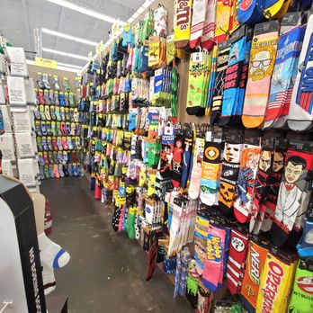 PAINTED TREE BOUTIQUES - BARRYWOODS, MO - Updated December 2025 - 39 ...