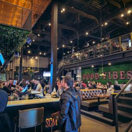 SHAKER CUISINE & MIXOLOGIE - CENTROPOLIS - Updated December 2025 - 22 ...