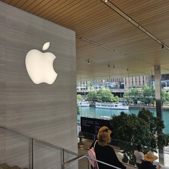 APPLE MICHIGAN AVENUE - Updated May 2025 - 260 Photos & 223 Reviews ...