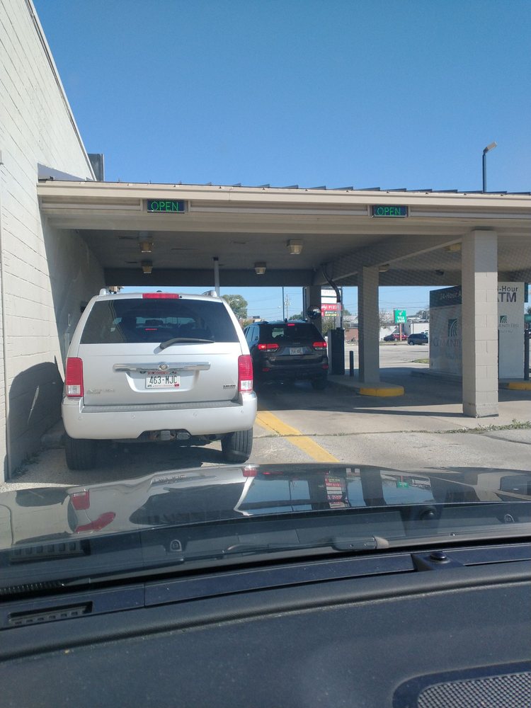 COMMUNITY FIRST CREDIT UNION - Updated December 2025 - 1100 S 30th St ...