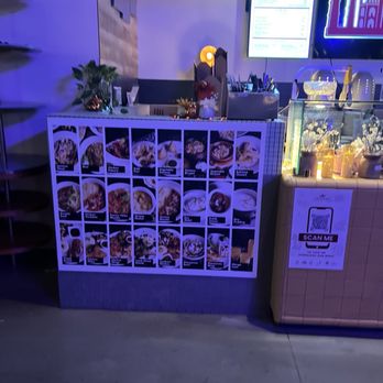 POLITAN ROW AT COLONY SQUARE - Updated December 2025 - 291 Photos & 127 ...