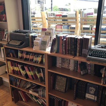 PAGES BOOKS ON KENSINGTON - Updated May 2026 - 28 Photos & 29 Reviews ...