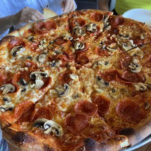 DEL MAR PIZZA - 196 Photos & 485 Reviews - 211 15th St, Del Mar, CA - Yelp