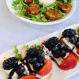 FARM COUNTRY KITCHEN with 1175 Reviews & 1346 Photos - 513 W Main St ...