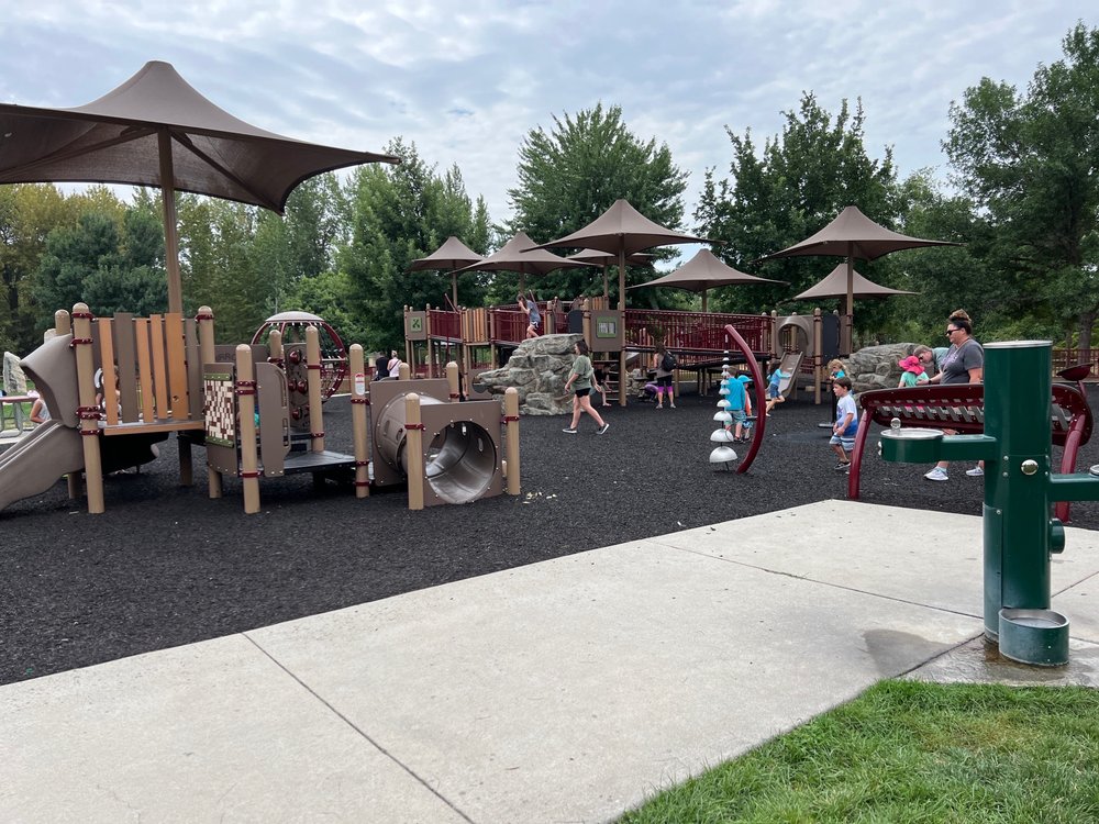 REID MERRILL PARK - Updated August 2025 - 12 Photos - 637 E Shore Dr ...