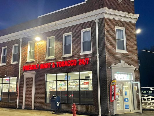 FRIENDLY MART & TOBACCO 24/7 - Updated June 2024 - 41 Photos - 5701 ...