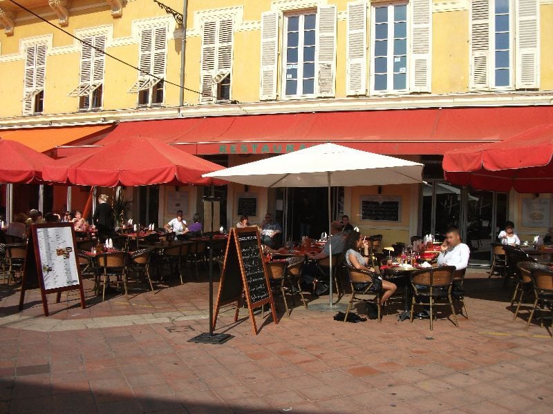BRASSERIE L’F - 25 Photos & 29 Reviews - 6 place Charles Félix, Nice ...