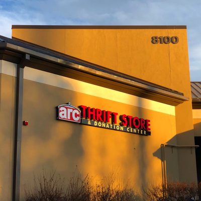 ARC THRIFT STORE - Updated December 2025 - 33 Reviews - 8100 S Quebec ...