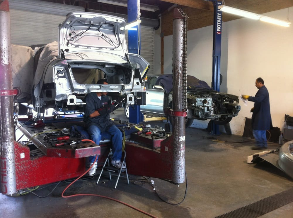 AUTO CENTER COLLISION - Updated January 2026 - 34 Photos & 19 Real ...
