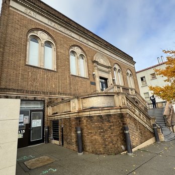 CHINATOWN BRANCH LIBRARY - Updated December 2025 - 96 Photos & 49 ...