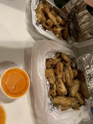 CD’S WINGS - WESTMINSTER - Updated July 2024 - 178 Photos & 447 Reviews ...