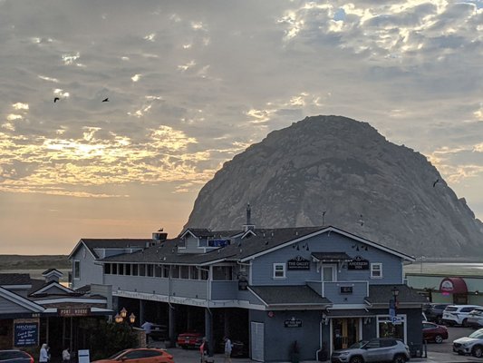 BLUE SAIL INN - Updated January 2025 - 143 Photos & 156 Reviews - 851 ...