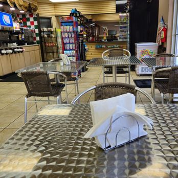 CROSSROADS DELI & GRILL - Updated December 2025 - 21 Photos & 19 ...