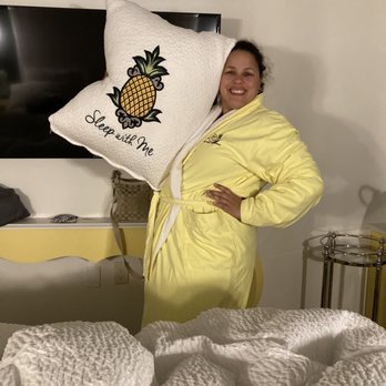 STAYPINEAPPLE, A DELIGHTFUL HOTEL, SOUTH END - Updated August 2024 ...