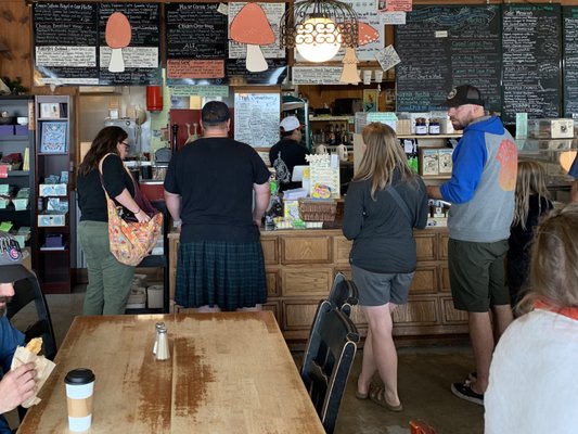 THE GREEN SALMON - 249 Photos & 403 Reviews 【220 Hwy 101N, Yachats ...