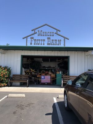 MERCED FRUIT BARN - 43 Photos & 22 Reviews - Fruits & Veggies - 4526 E ...