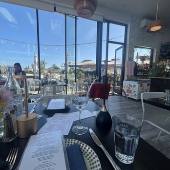 UBUNTU THE GREATEST NEIGHBORHOOD CAFÈ - Updated January 2025 - 1933 ...