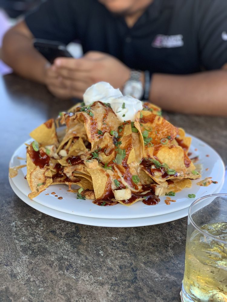 HICKORY TAVERN - 163 Photos & 161 Reviews - Sports Bars - 13545 ...